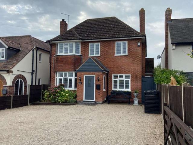 4 Bedroom Detached House