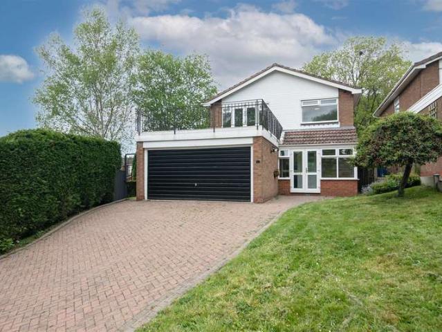 4 Bedroom Detached House