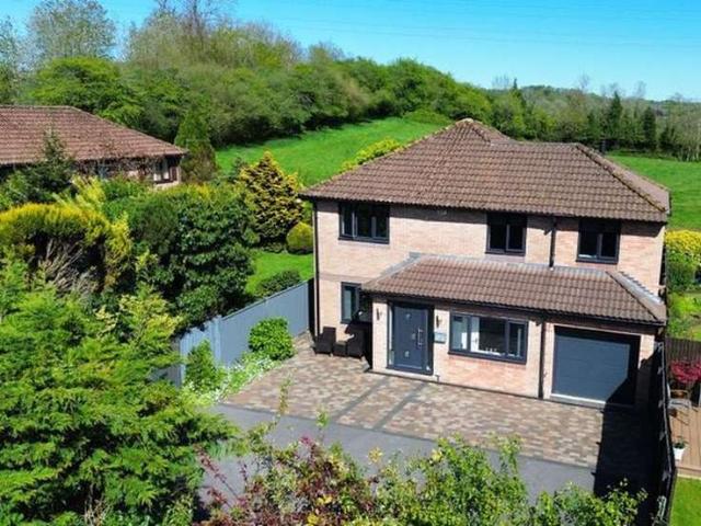 4 Bedroom Detached House