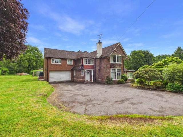 4 Bedroom Detached House