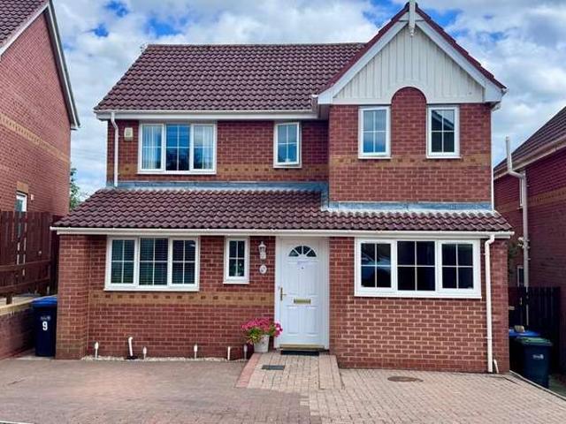 4 Bedroom Detached House