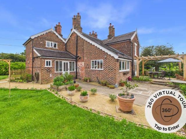 4 Bedroom Detached House