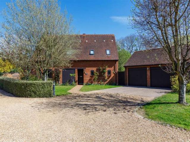 4 Bedroom Detached House