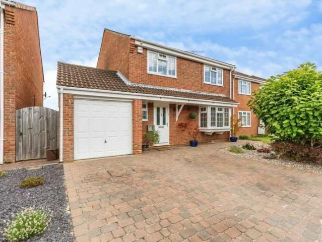 4 Bedroom Detached House