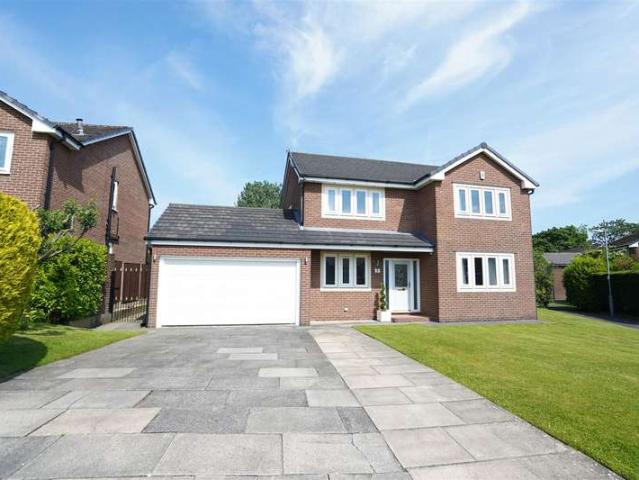 4 Bedroom Detached House