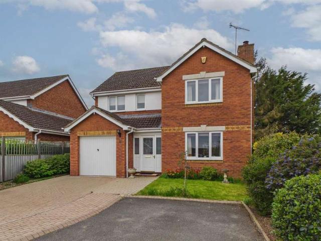 4 Bedroom Detached House