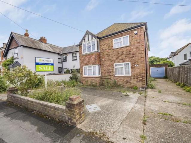4 Bedroom Detached House