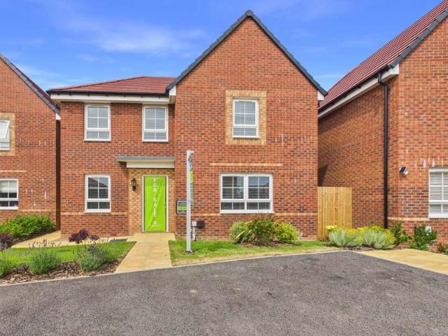 4 Bedroom Detached House