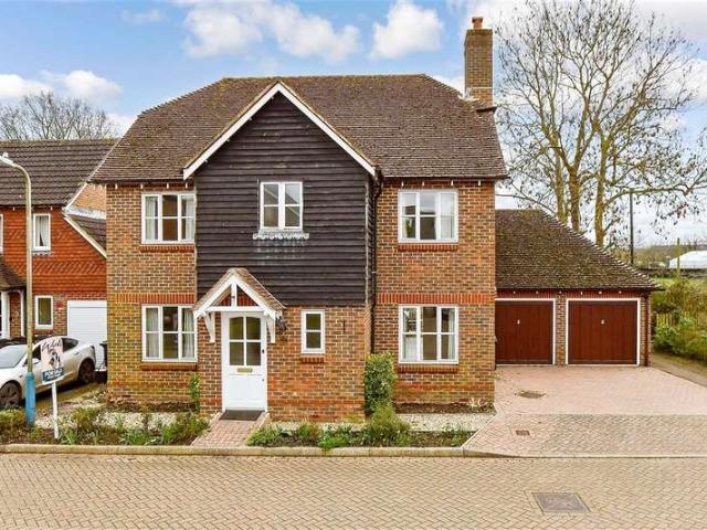 4 Bedroom Detached House