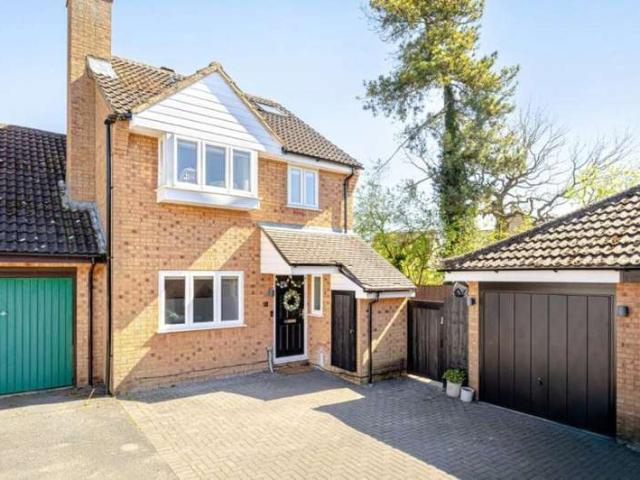 4 Bedroom Detached House