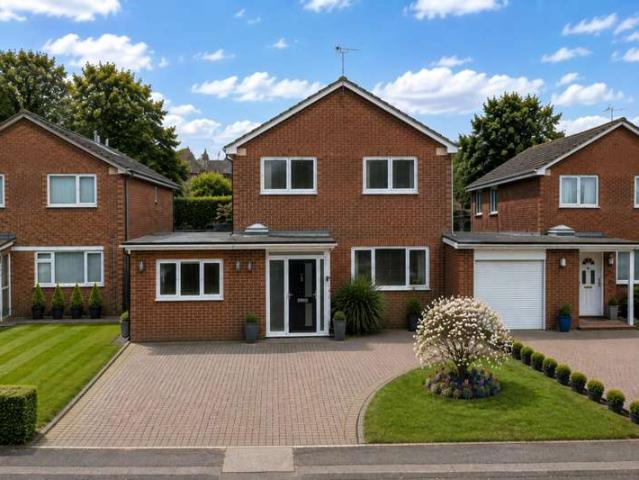 4 Bedroom Detached House