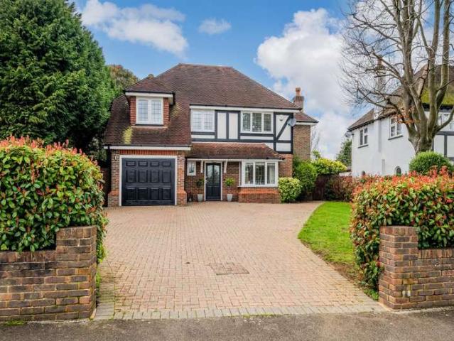 4 Bedroom Detached House