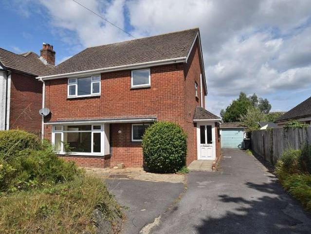 4 Bedroom Detached House