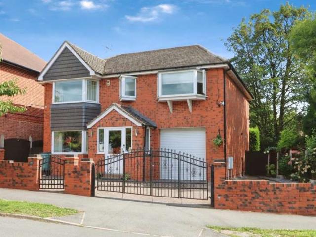 4 Bedroom Detached House