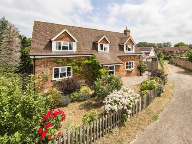 4 Bedroom Detached House