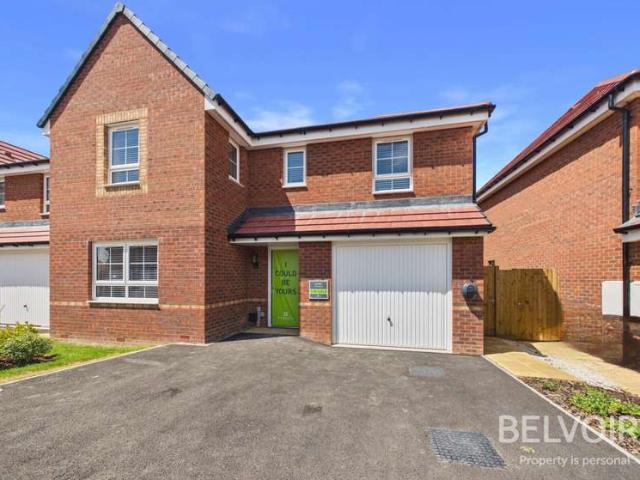 4 Bedroom Detached House