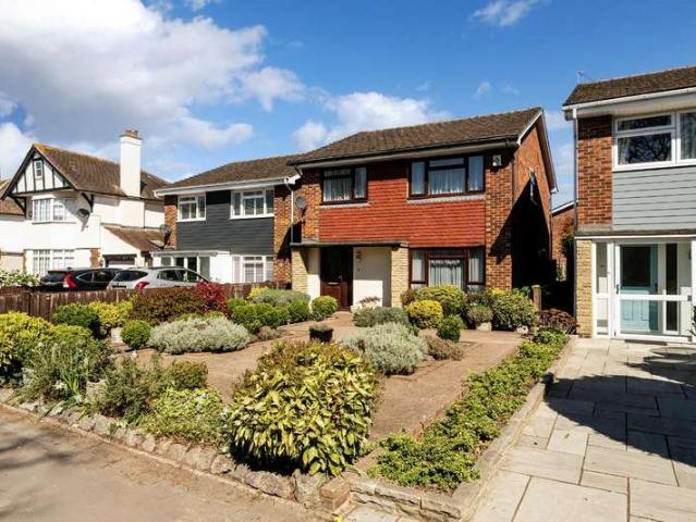 4 Bedroom Detached House