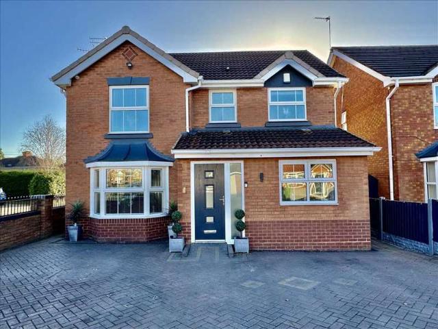 4 Bedroom Detached House