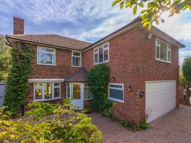 4 Bedroom Detached House