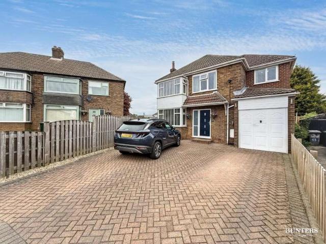 4 Bedroom Detached House