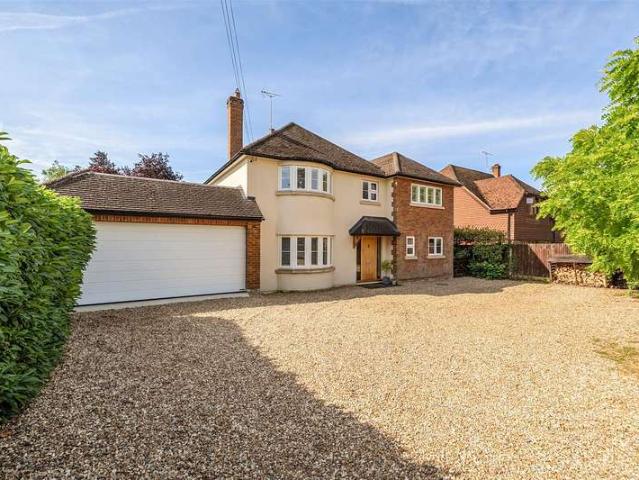 4 Bedroom Detached House