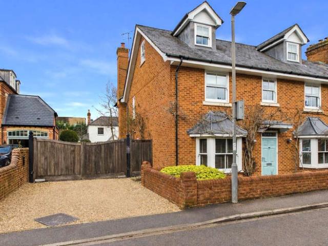 4 Bedroom Detached House