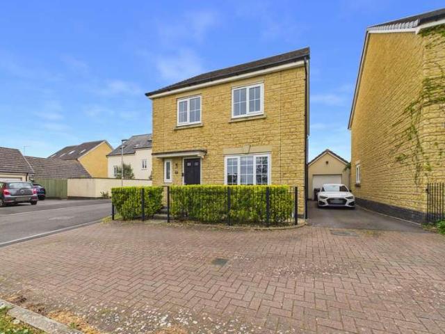 4 Bedroom Detached House