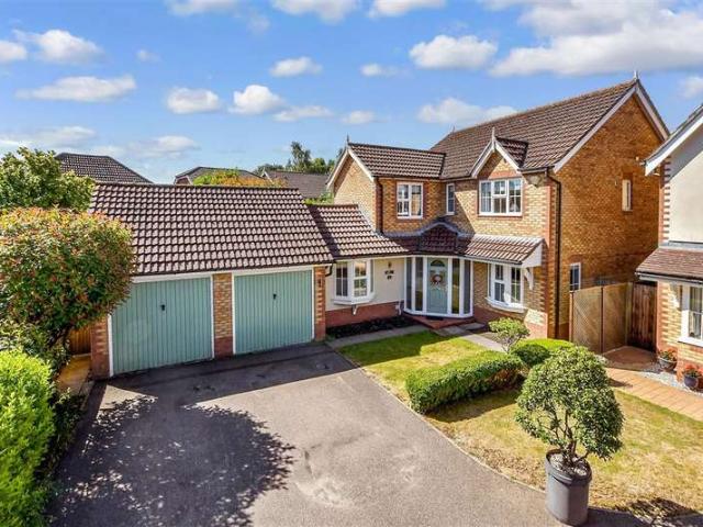4 Bedroom Detached House