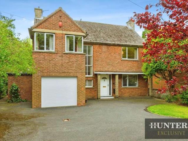 4 Bedroom Detached House