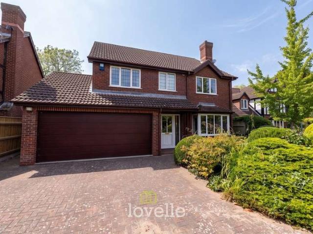 4 Bedroom Detached House
