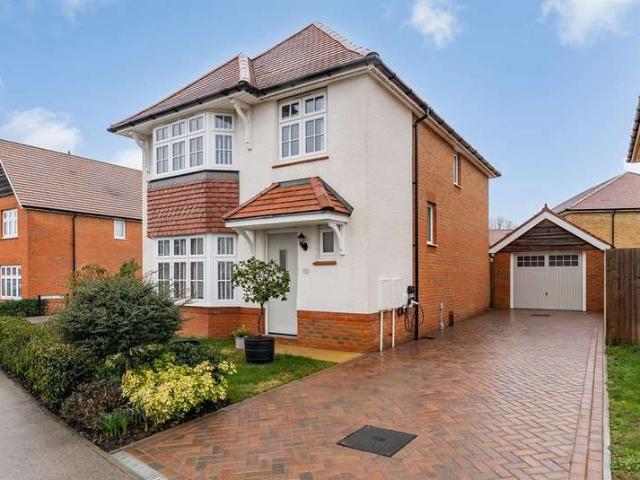 4 Bedroom Detached House