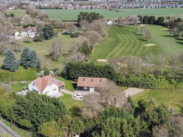 4 Bedroom Detached House