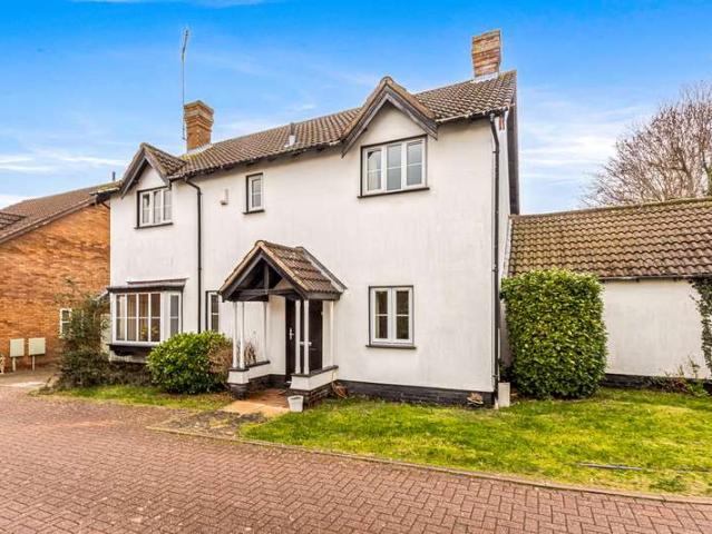 4 Bedroom Detached House