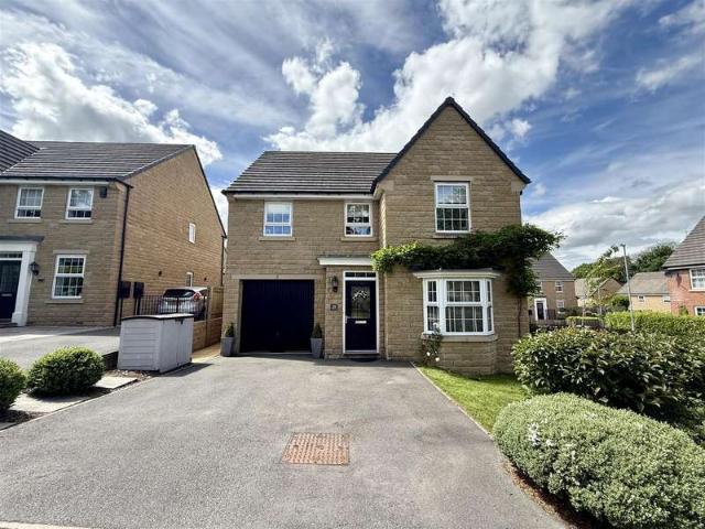 4 Bedroom Detached House