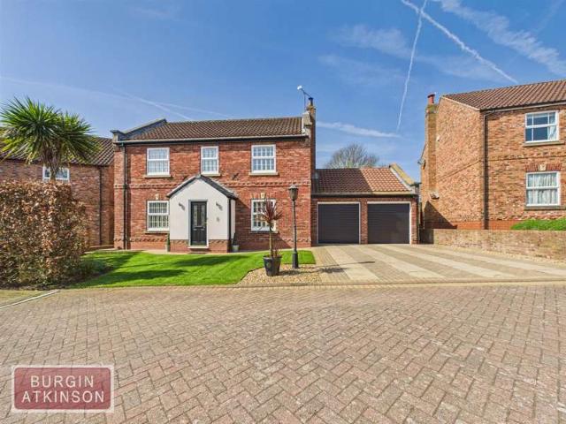 4 Bedroom Detached House