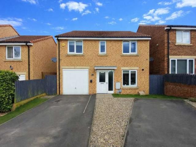 4 Bedroom Detached House