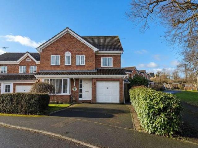 4 Bedroom Detached House
