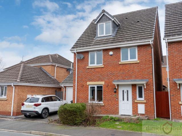 4 Bedroom Detached House