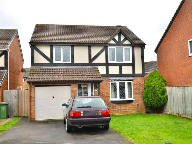 4 Bedroom Detached House