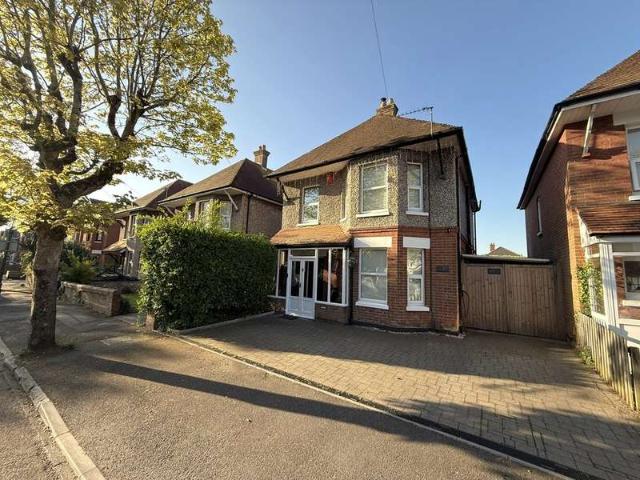 4 Bedroom Detached House