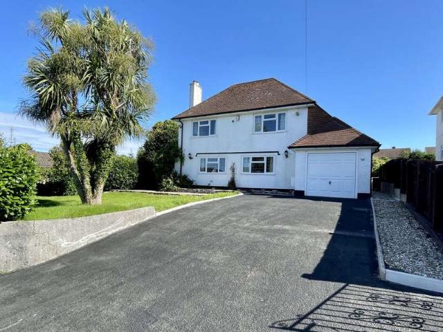 4 Bedroom Detached House