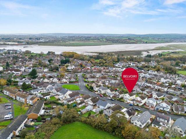 4 Bedroom Detached House