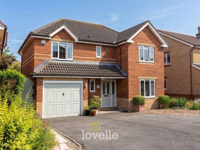 4 Bedroom Detached House