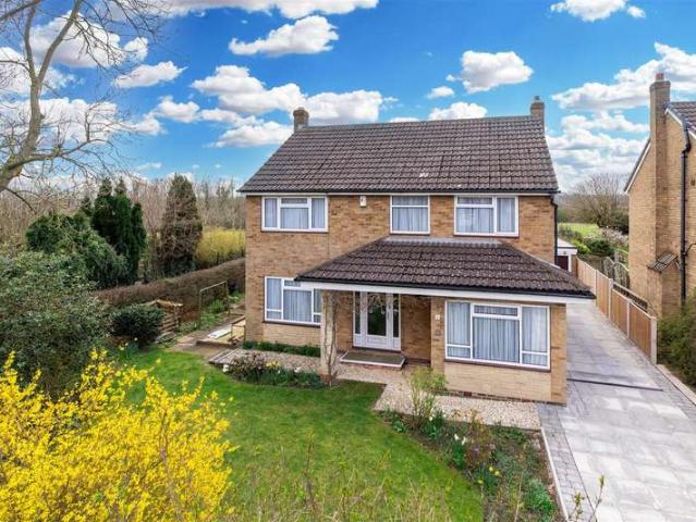 4 Bedroom Detached House