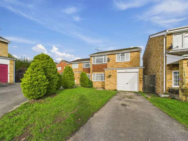 4 Bedroom Detached House