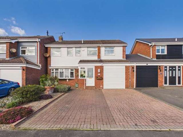 4 Bedroom Detached House