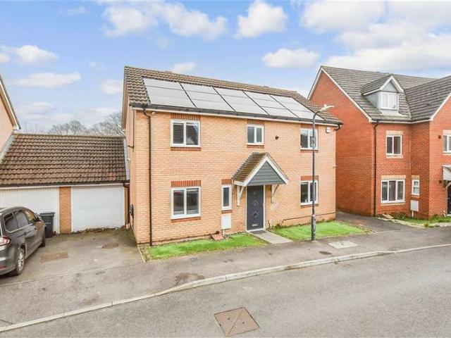 4 Bedroom Detached House