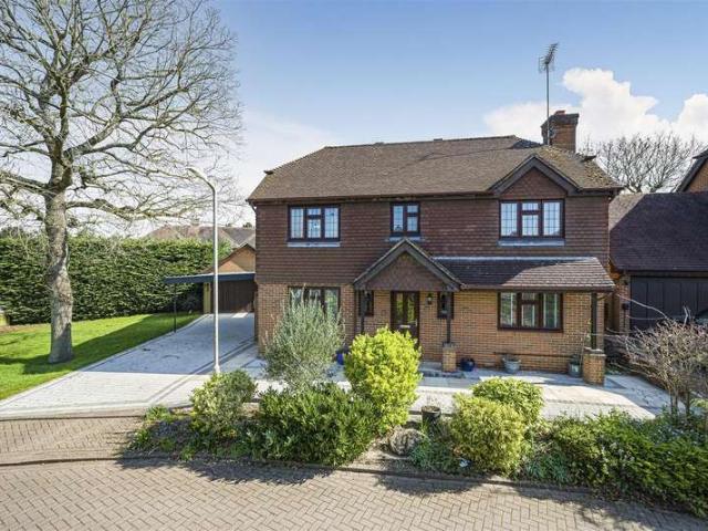4 Bedroom Detached House