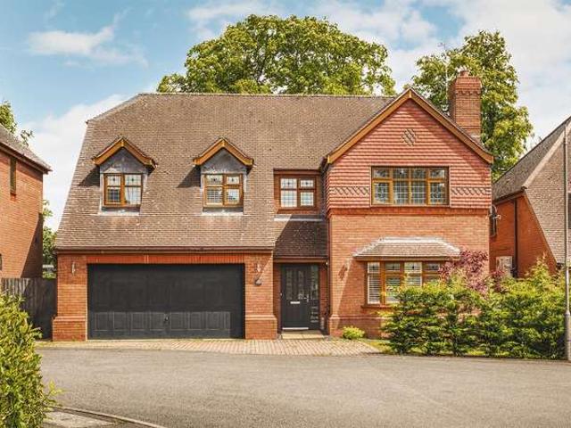 4 Bedroom Detached House