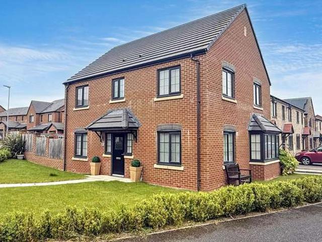 4 Bedroom Detached House